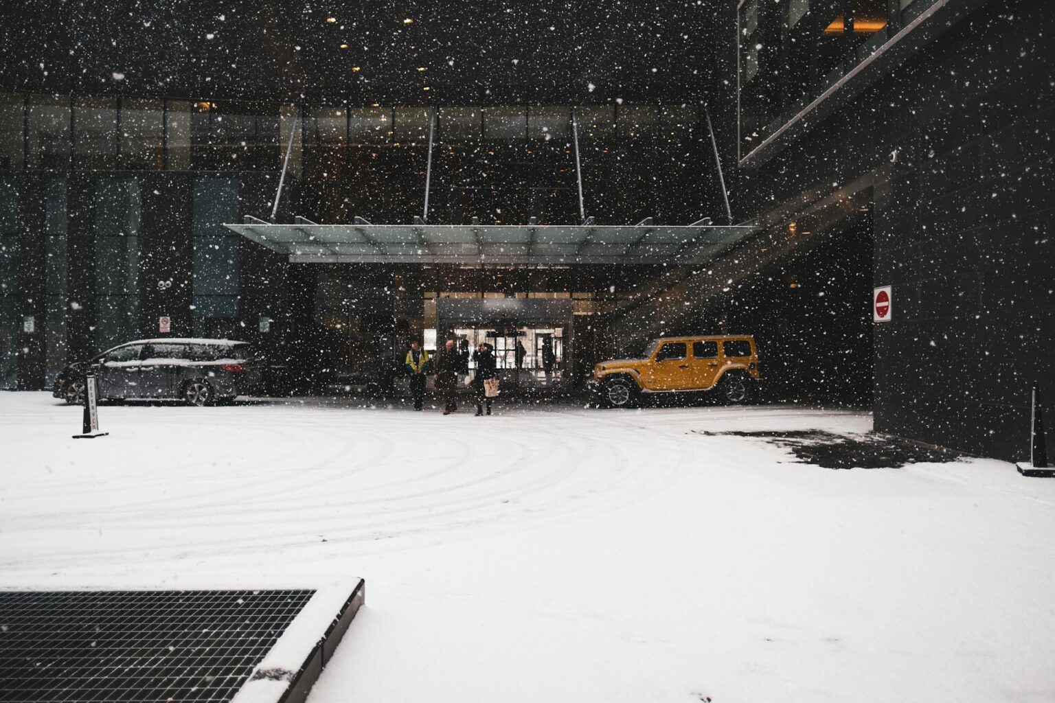 Choosing Portable Ramps for Winter in Ottawa